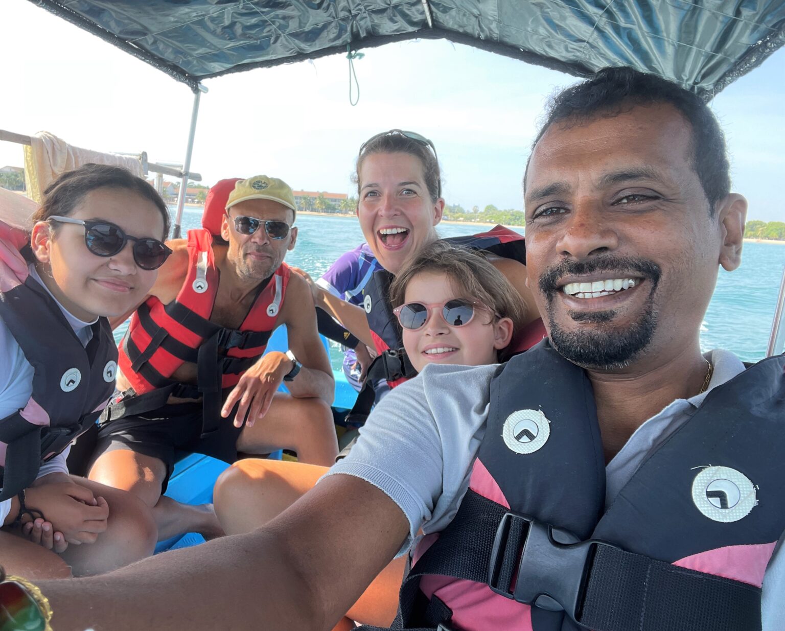 Guided Tours in Sri Lanka | Ceylon Escapes | Leading Tour Guides